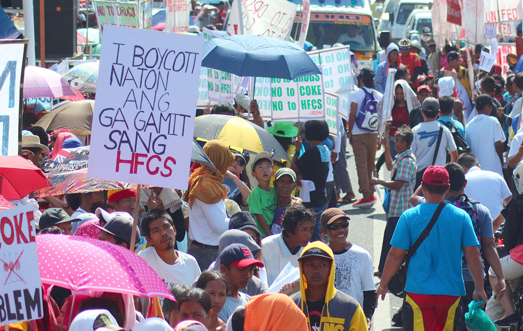 ‘NO TO COKE, HFCS!’ | Thousands turn up at anti-corn sugar protest