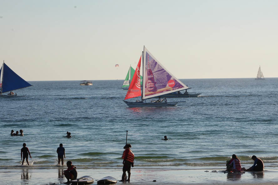 Boracay in Asia’s Top 10 islands – travel site