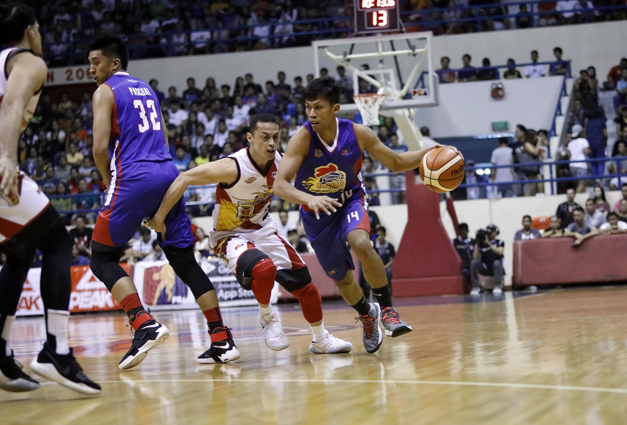 Beermen dislodges Magnolia from top spot