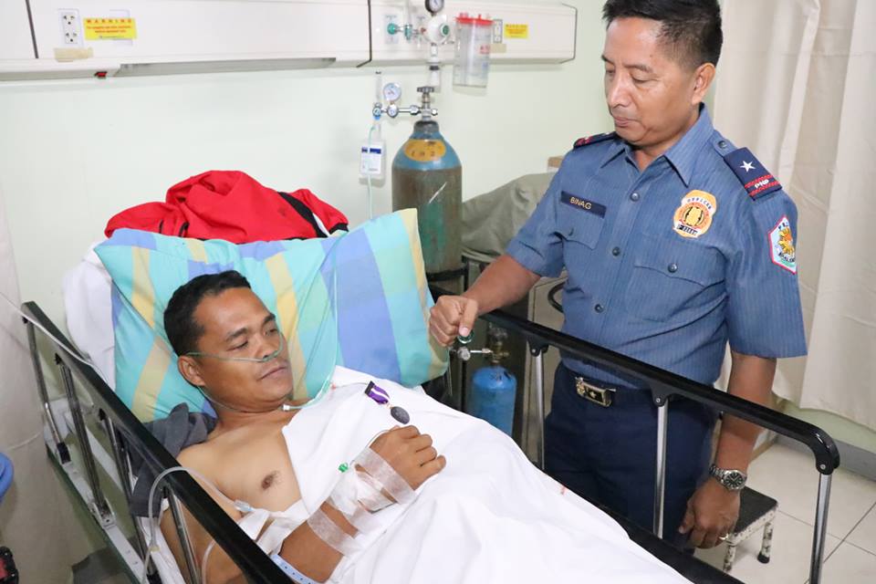 Wounded cops get medals