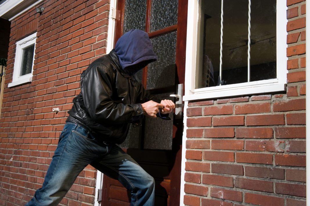 School robbed; P130T cash gone