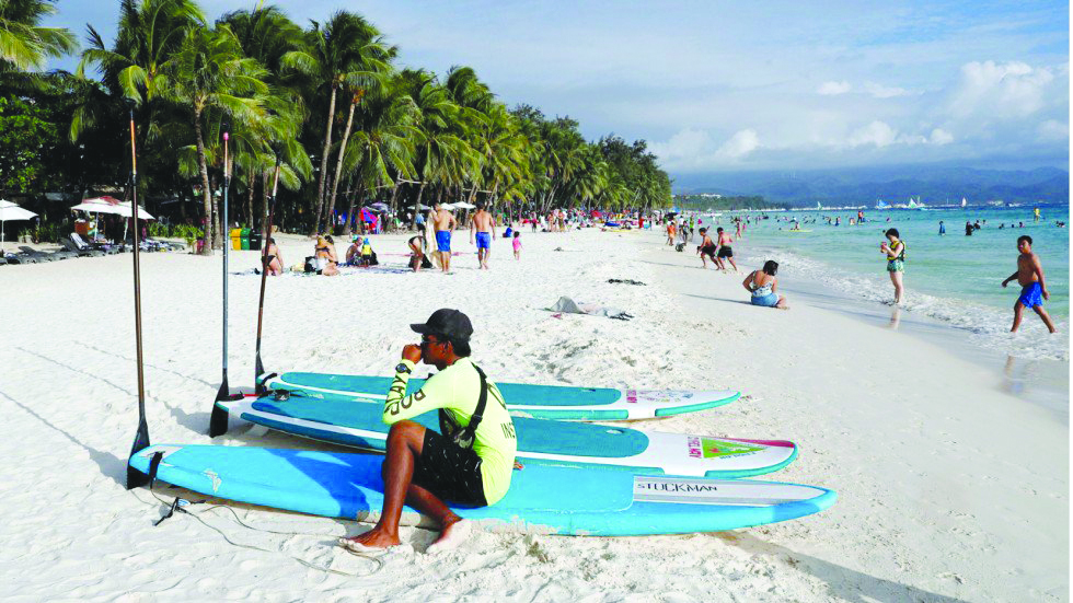 Disbursed aid for Boracay closure- affected individuals reaches P27M