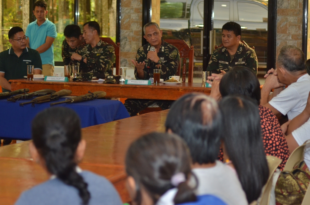 3ID commander bats for localized peace talks