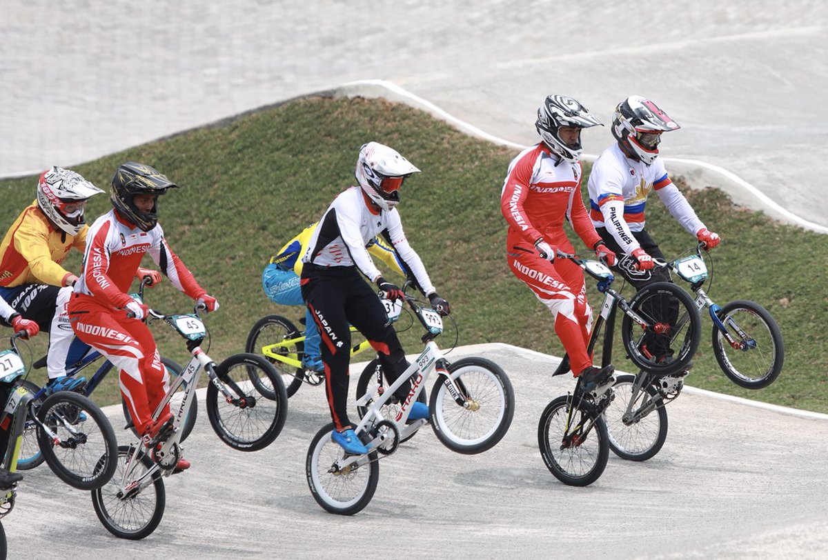 Caluag loses BMX title, settles for bronze in Asian Games
