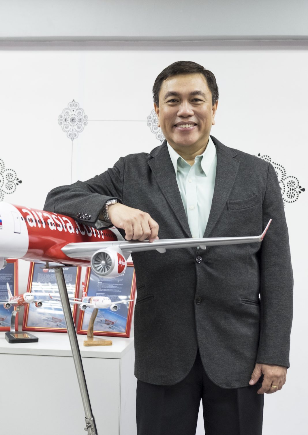 Another airport near NAIA potentially unsafe – AirAsia boss