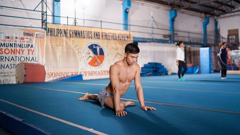 Tony Labrusca returns to his gymnastics roots in film ‘Double Twisting ...