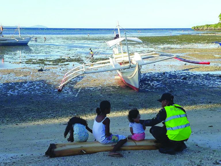 Tourists are safe in new Boracay – police