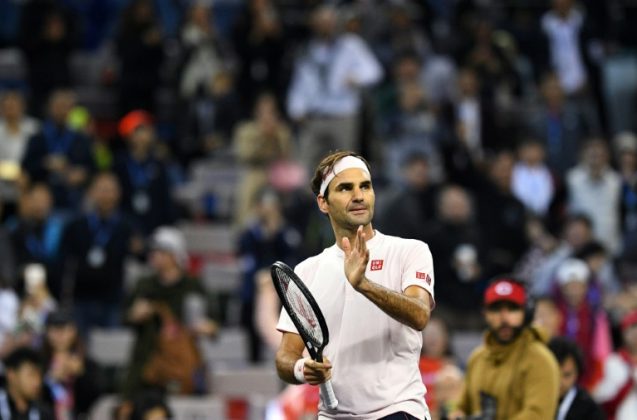 Roger Federer reveals long-standing hand injury