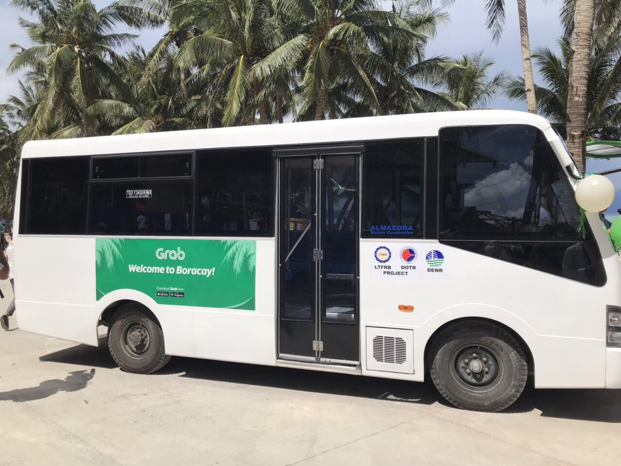 Modern jeepneys to debut in Boracay