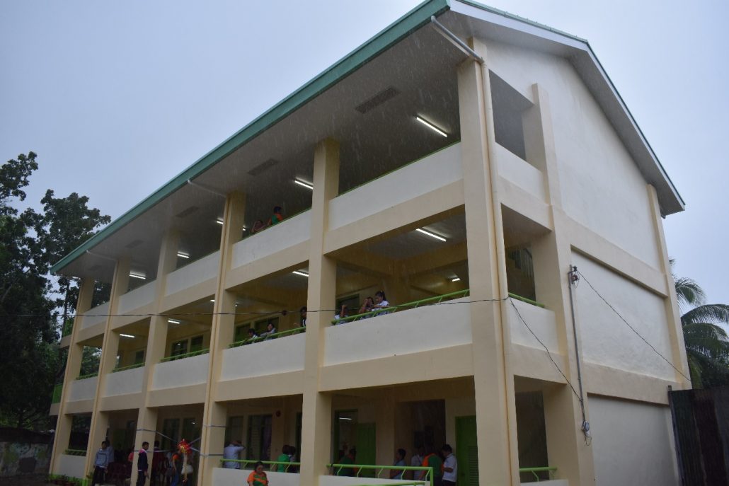 Negros Occ. school gets new 3-storey building