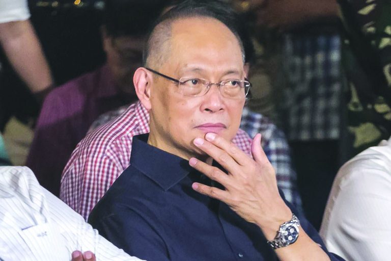 Fellow cabinet execs rally behind Diokno amid ouster call