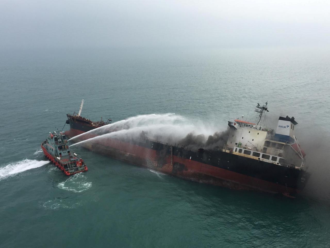 Oil tanker fire in Hong Kong waters kills one