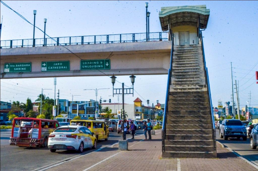 On overpass with elevators: What’s the problem, DPWH?