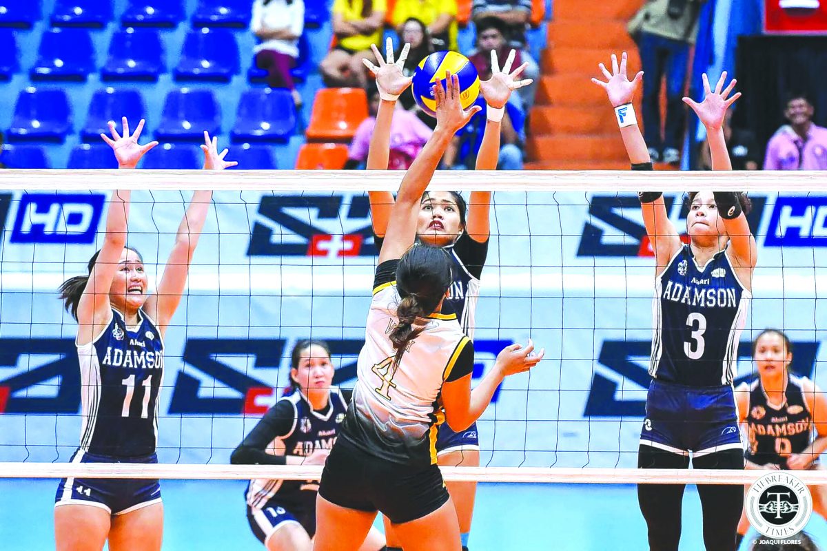 UAAP VOLLEYBALL: UST pounds Adamson