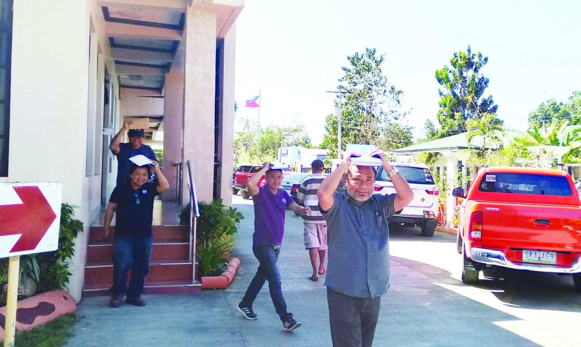 DPWH monitors safety of roads, public bldgs