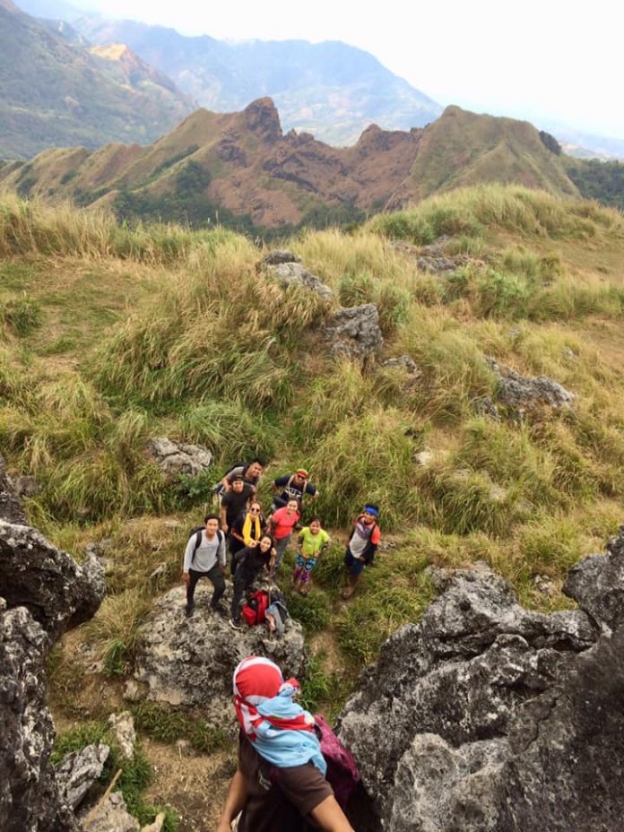 Hiking Mt. Napulak: 10 tips in conquering the Igbaras Mountain with friends