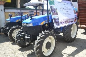 Iloilo farmers receive millions in projects from DAR