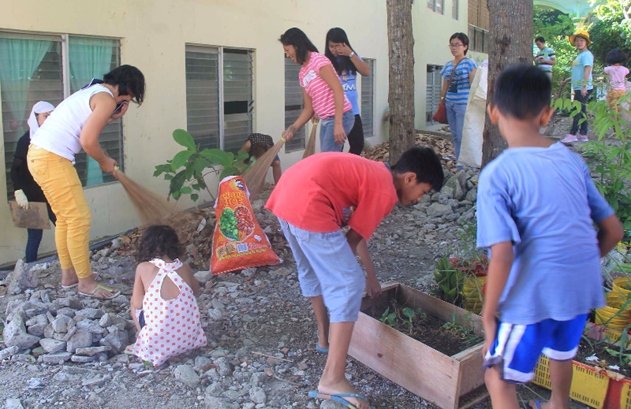 Region wide Brigada Eskwela Kicks Off Today Region wide Brigada Eskwela Kicks Off Today