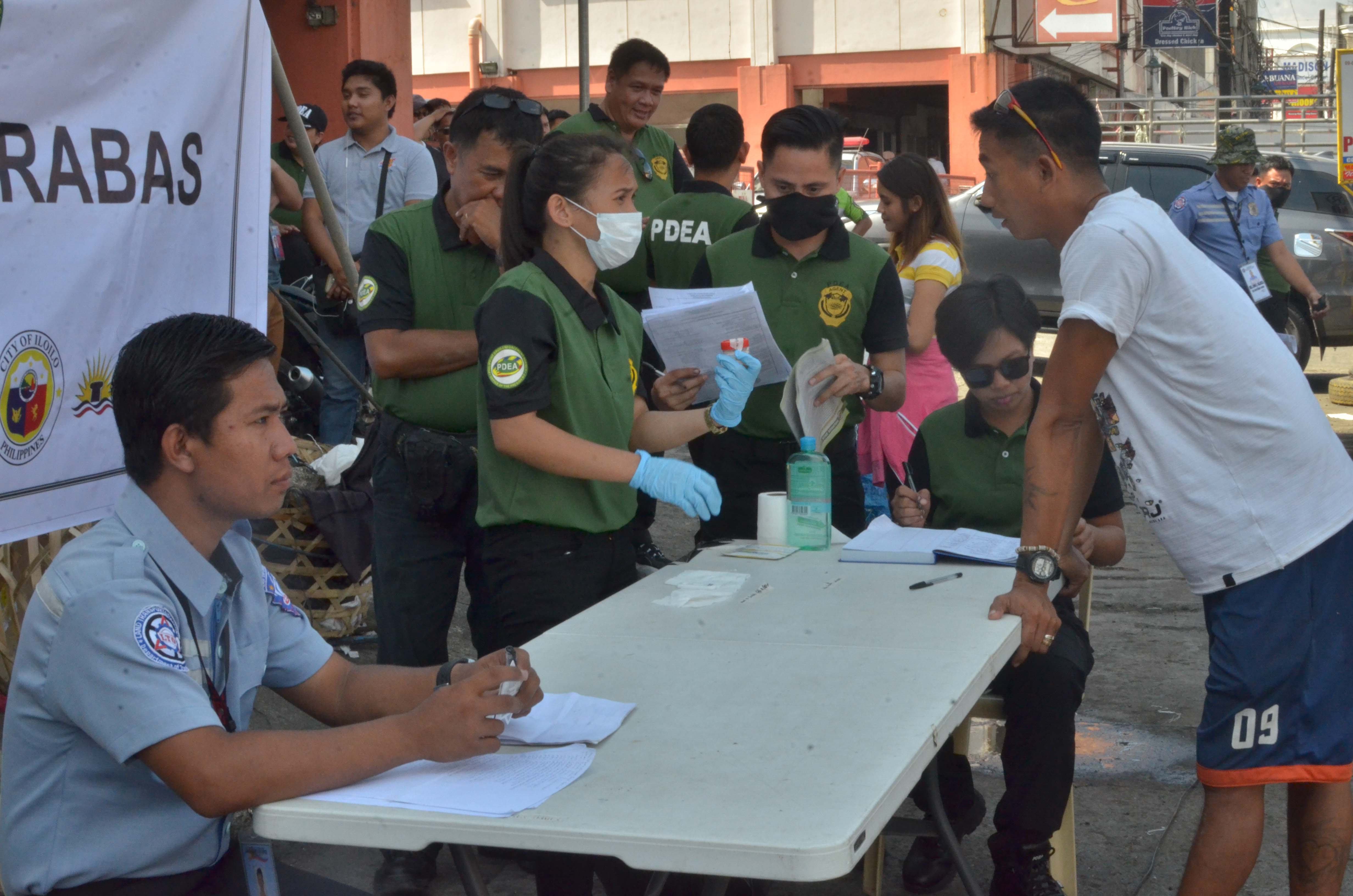 PDEA stuns drivers with ‘surprise’ drug test