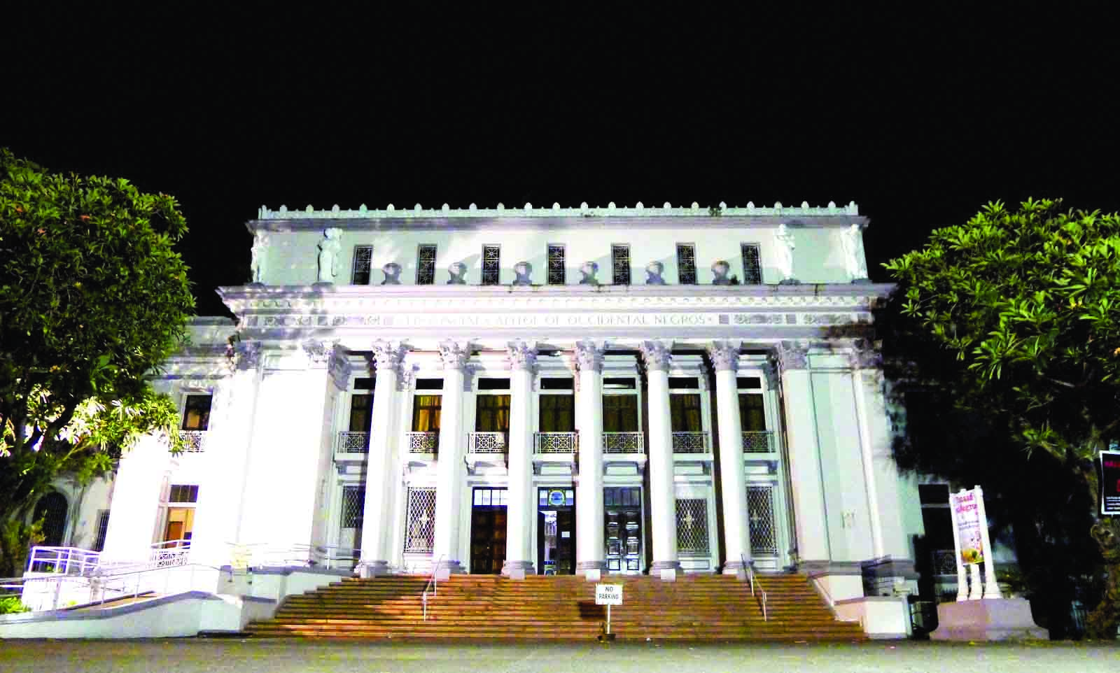 Over 100 foreigners still stranded in Negros Occ.