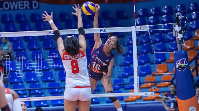 Rondina lifts Petron past Cignal HD in PH Superliga