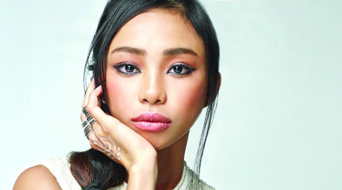 Maymay auditions for New York Fashion Week