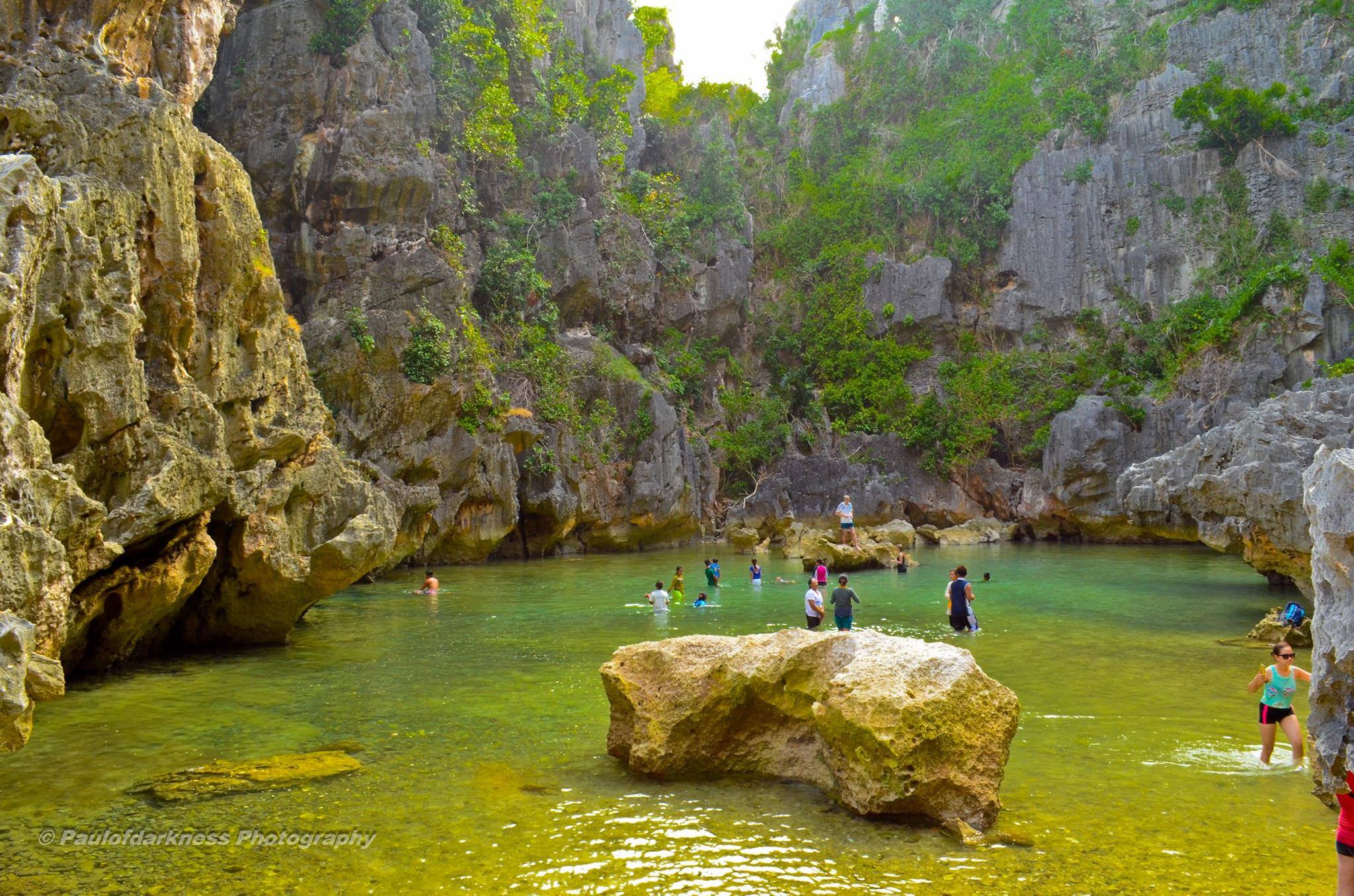 Tourists temporarily barred from Carles’ popular lagoon
