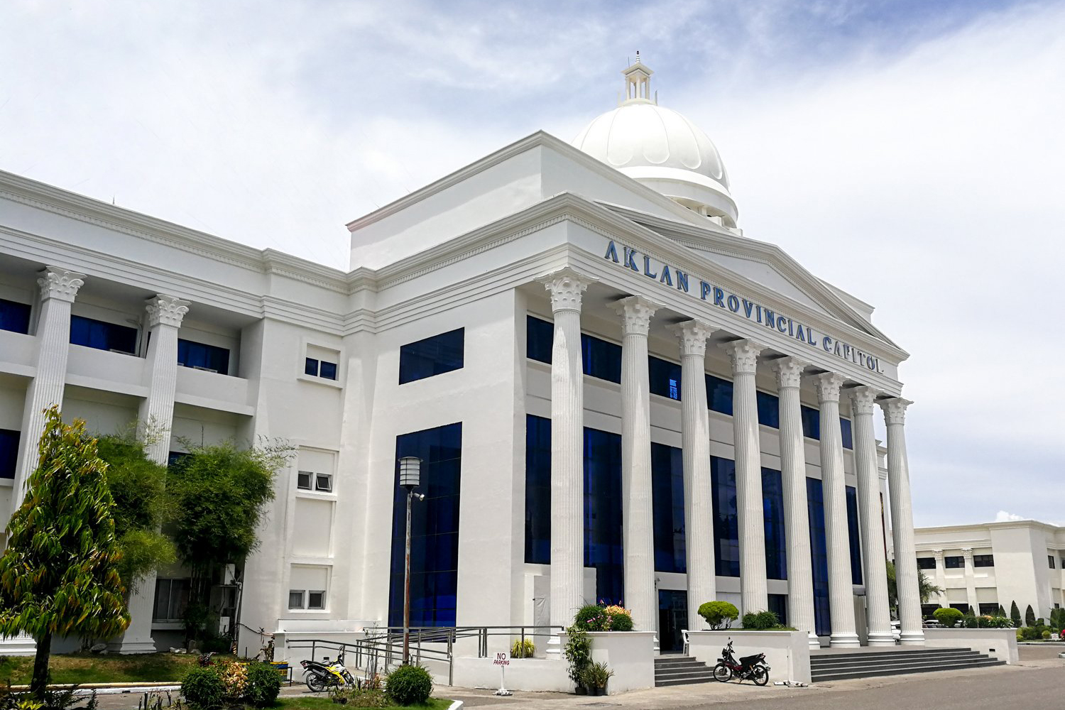 Kalibo SP OKs use of street for makeshift stalls