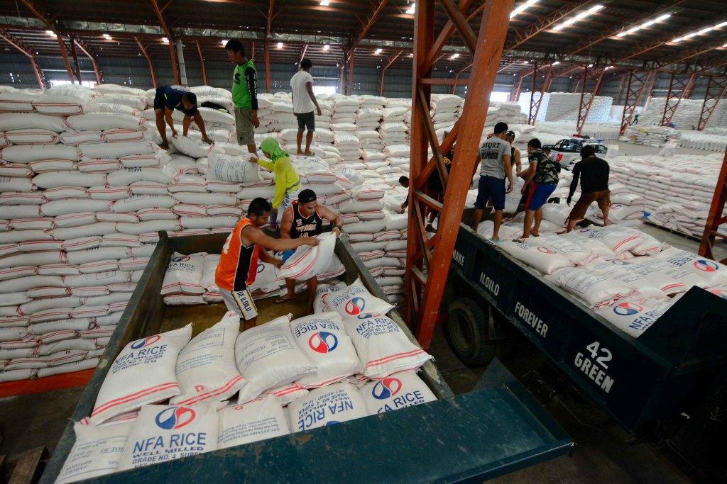 Distant Carles, Concepcion get 1K sacks of ‘emergency rice’