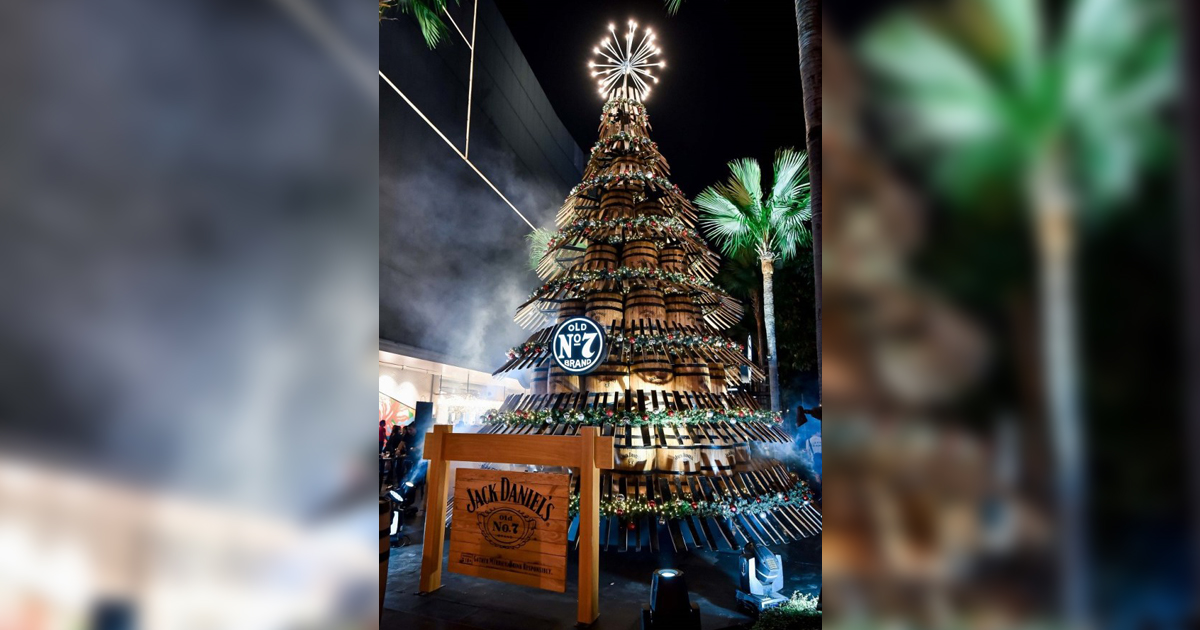 Jack Daniel’s brings Holiday Barrel Tree to PH