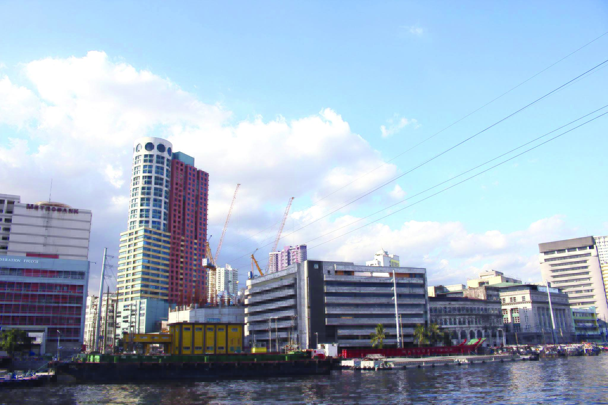 Palace confident economy will reach growth target for 2021