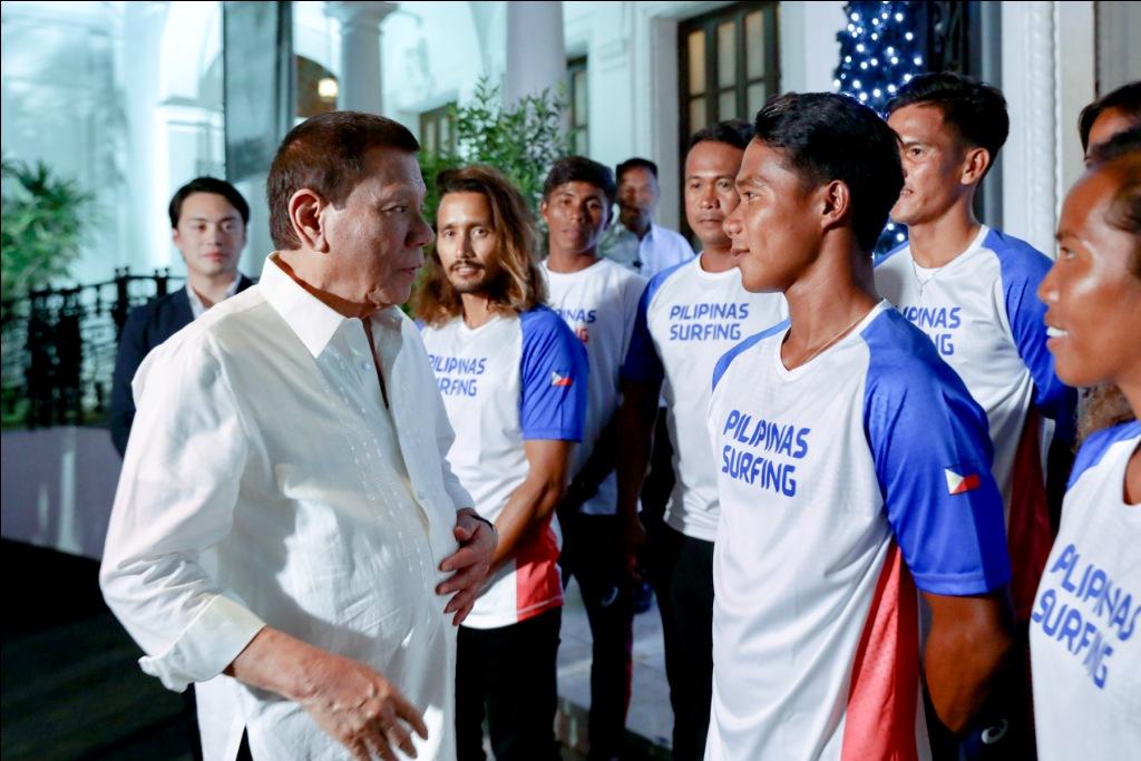 Hero surfer Casugay gets SEA Games Fair Play award
