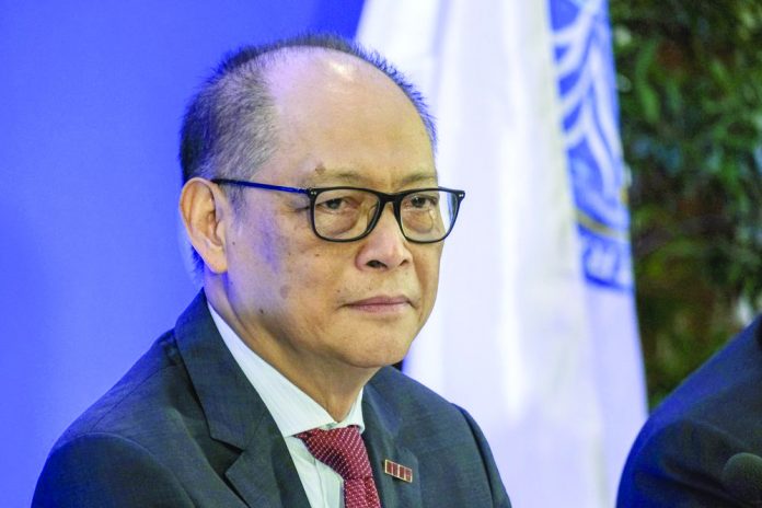 Diokno calls on public not to panic about global geopolitics