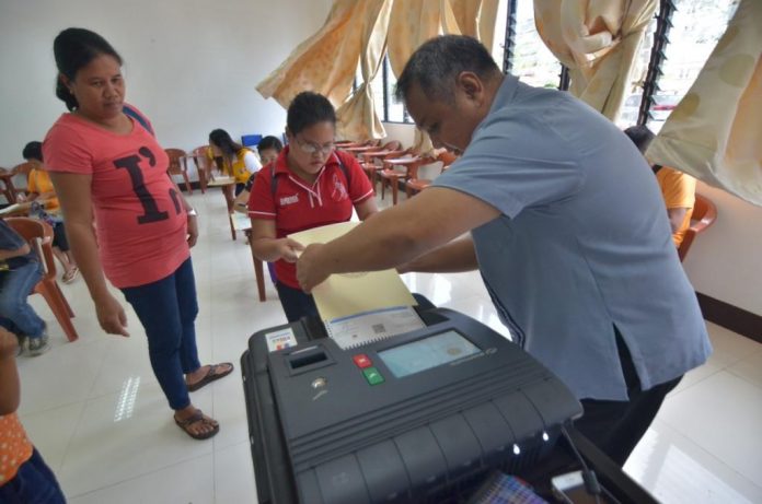 Comelec conducts simulation voting for PWDs