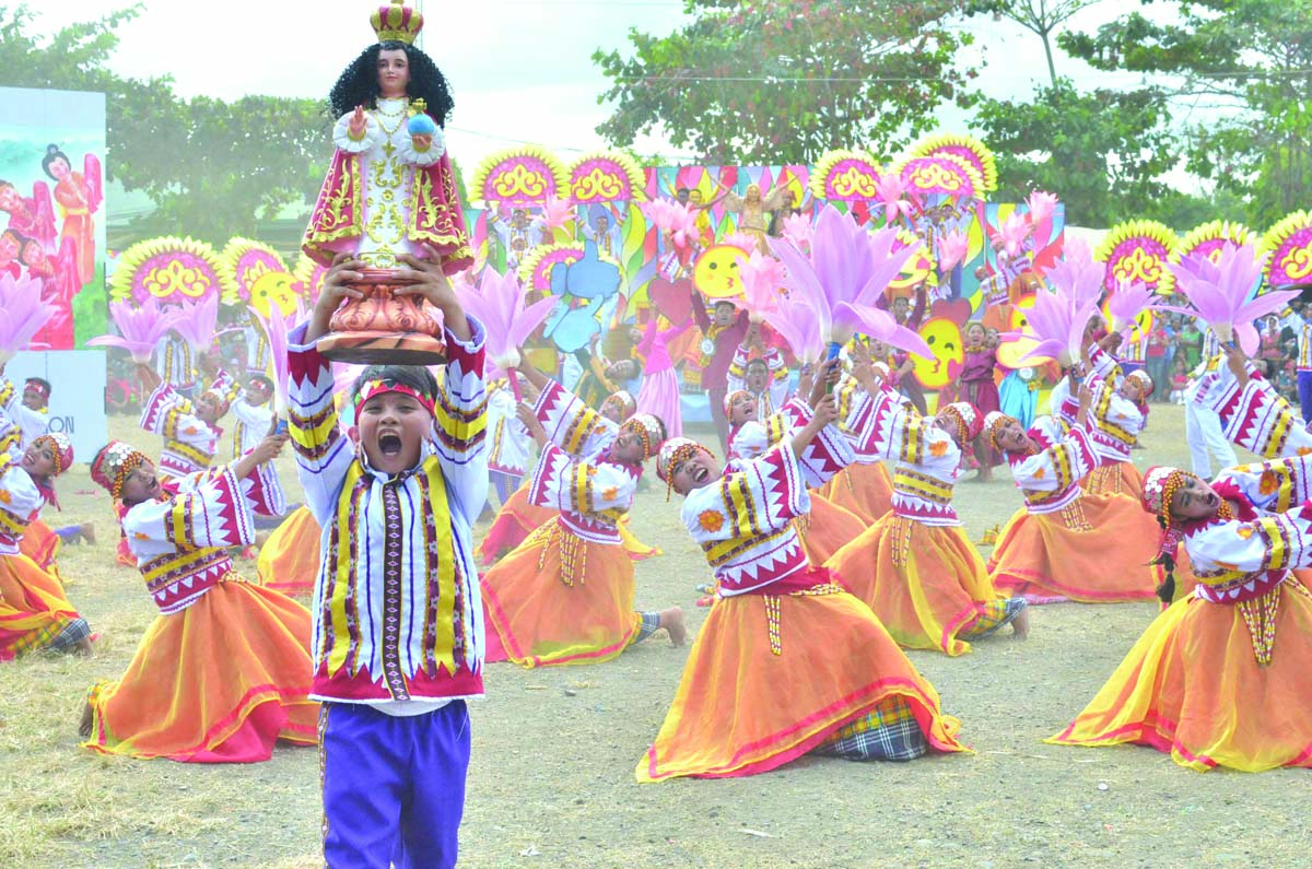 Hirinugyaw-Suguidanonay Festival of Calinog: An ingenious fusion of ...