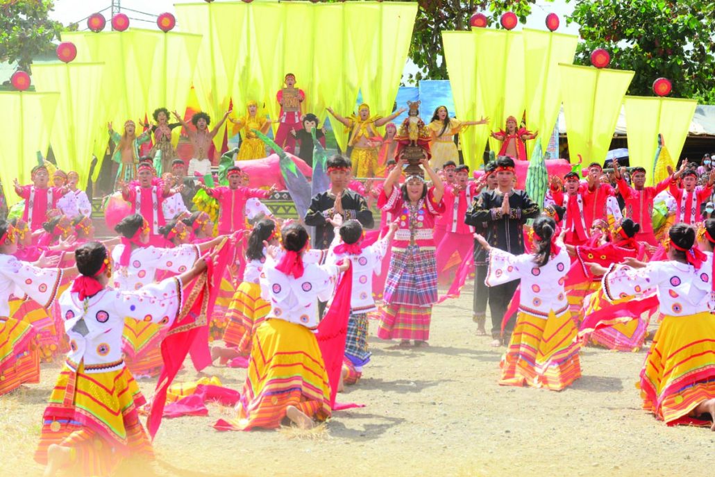 Hirinugyaw-Suguidanonay Festival of Calinog: An ingenious fusion of ...