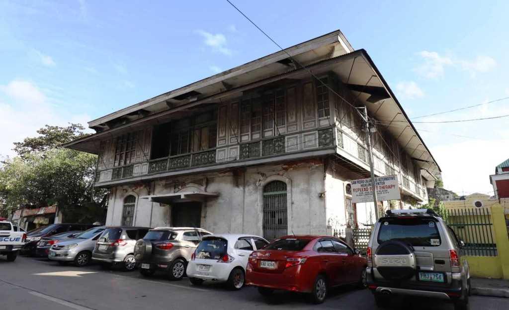 City gov’t mulls restoring Lacson ancestral house