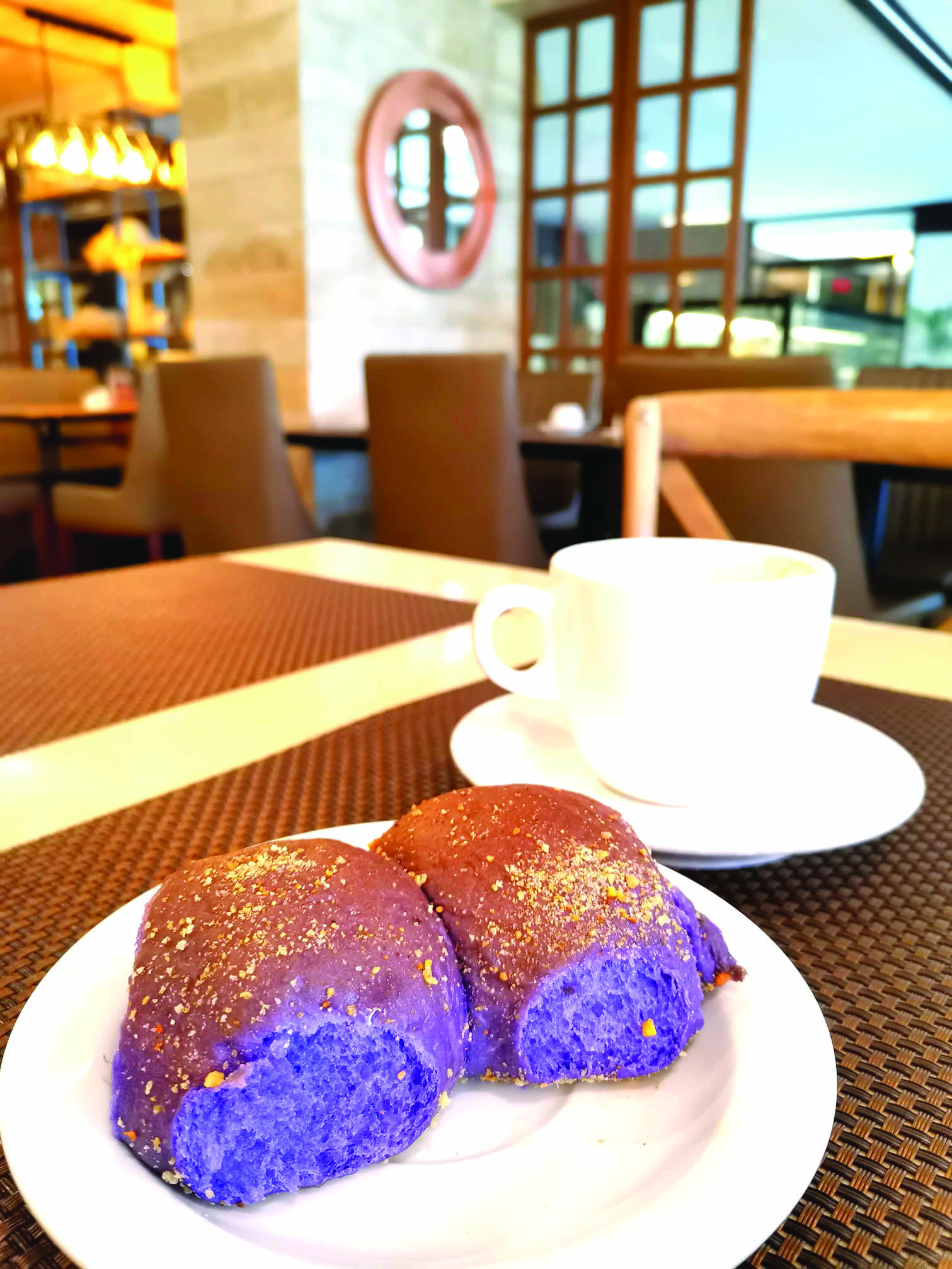 Battle of the Ube Cheese Pandesal!