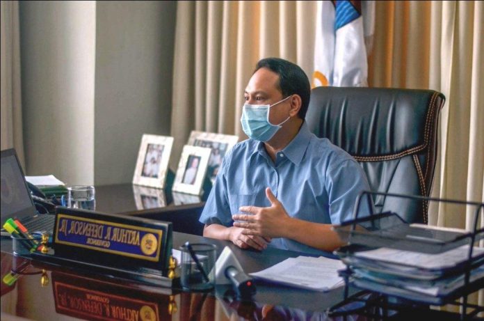 ‘EXTENDED BUT MODIFIED’: Defensor mulls easing of quarantine rules