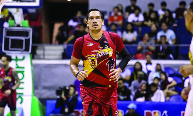 SMB’s Fajardo can now walk after ‘devastating’ knee injury