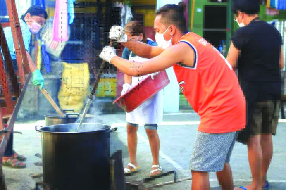 After serving 1.9M meals, Iloilo City ends community kitchens