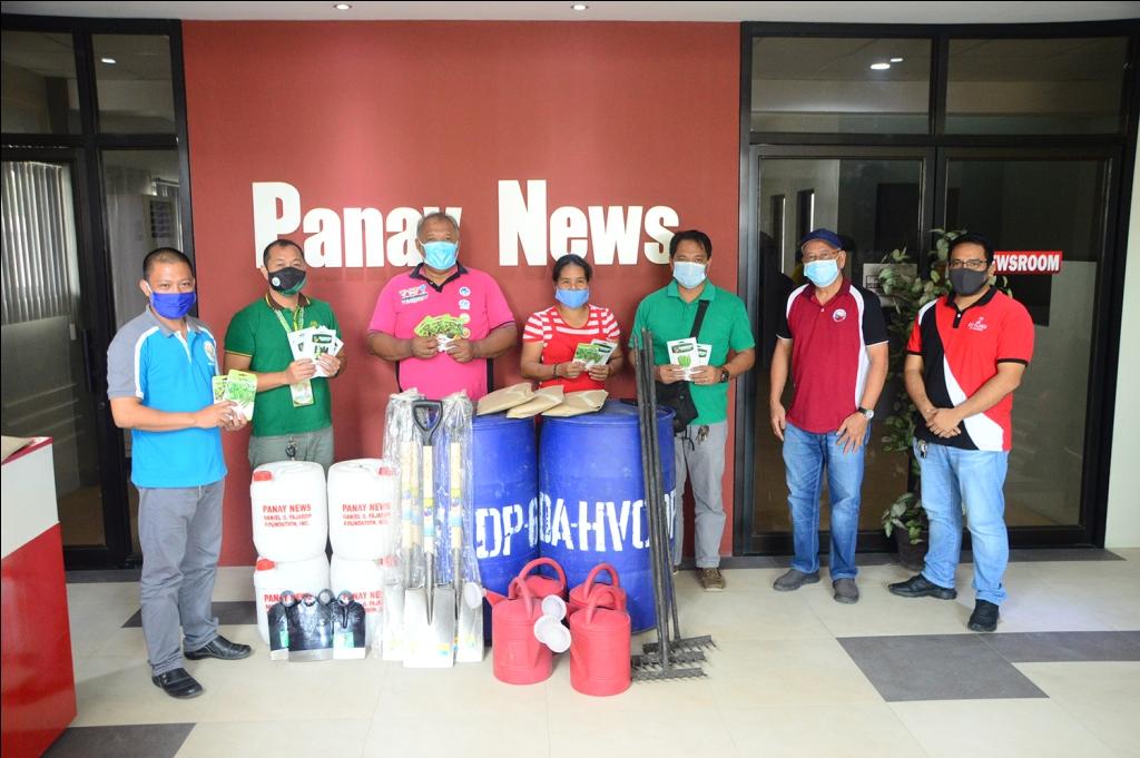 Pavia pioneers ‘Gulayan sa Barangay’