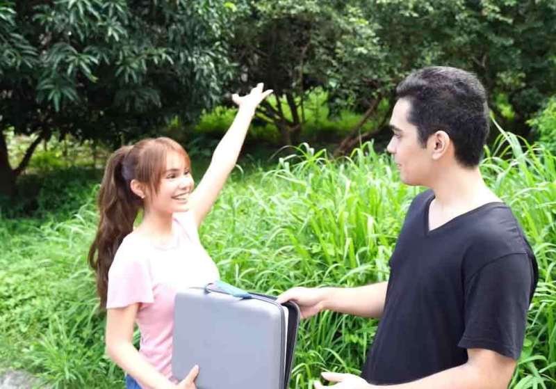 Ivana Alawi gifts brother with land title