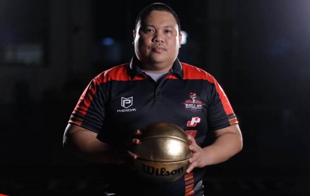 UST Growling Tigers tap Manansala as new coach