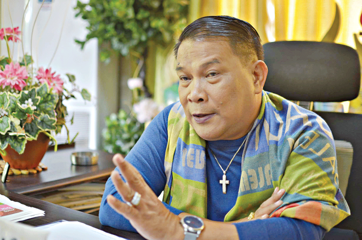 Mayor Calay hits ‘drunken gay’ remark