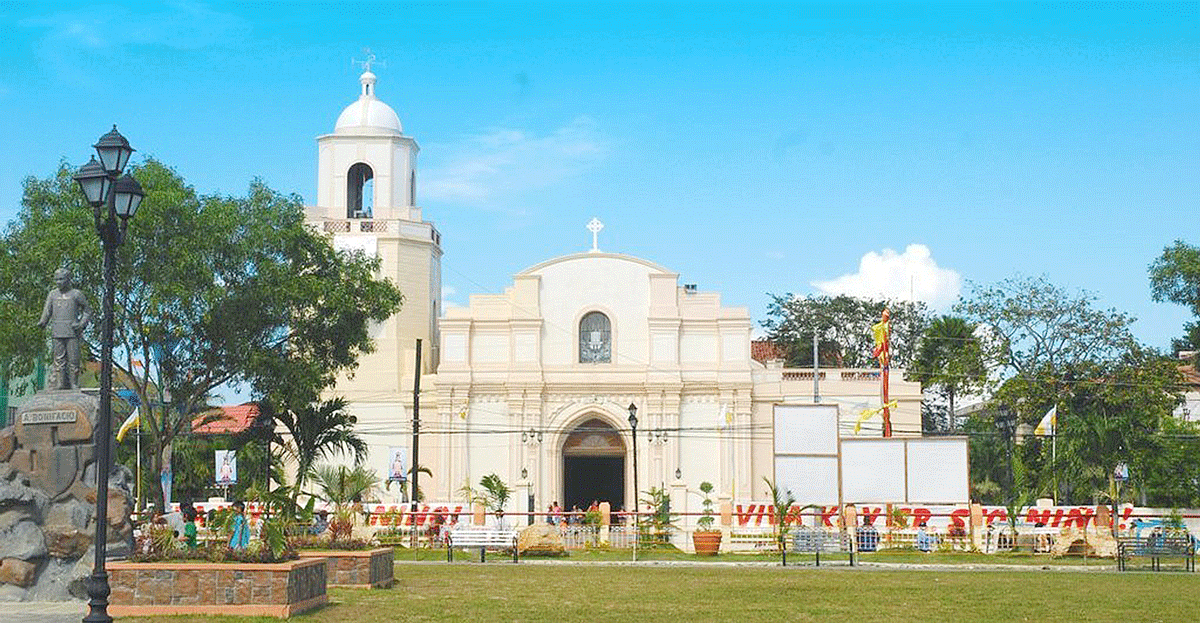 Churches, schools eyed as vaccination sites