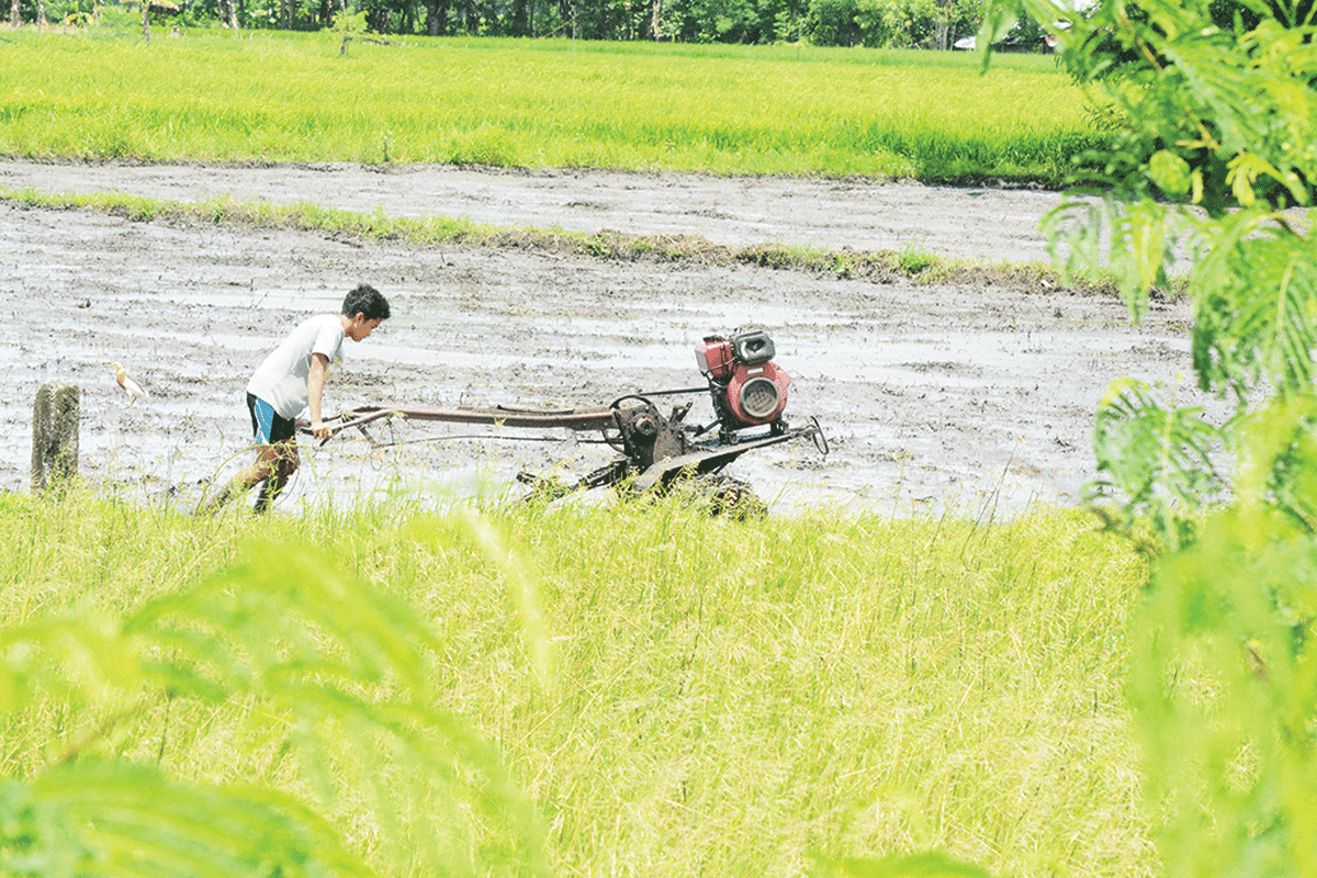 Aklan farmers’ associations get machineries