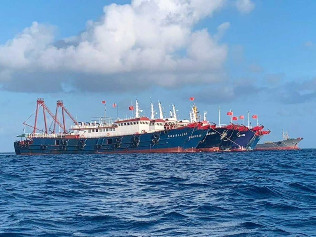 44 Chinese ships still at Julian Felipe Reef