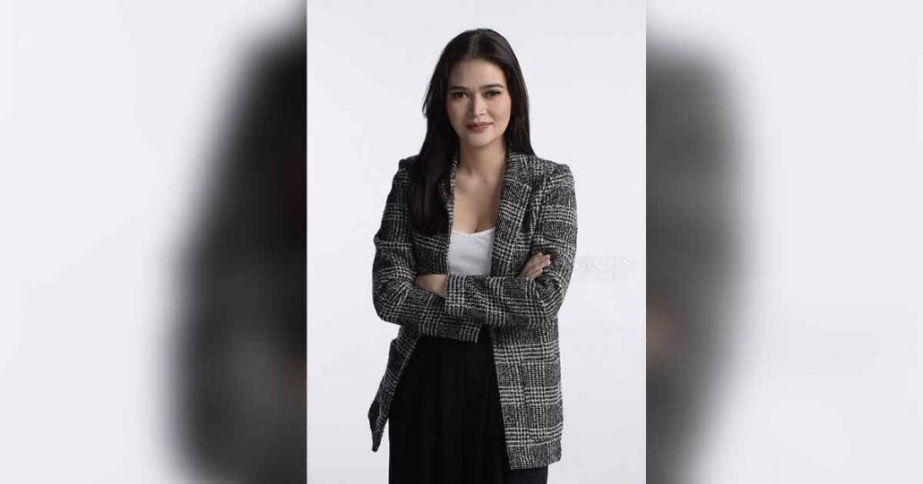 Bela Padilla not leaving showbiz after Italy trip