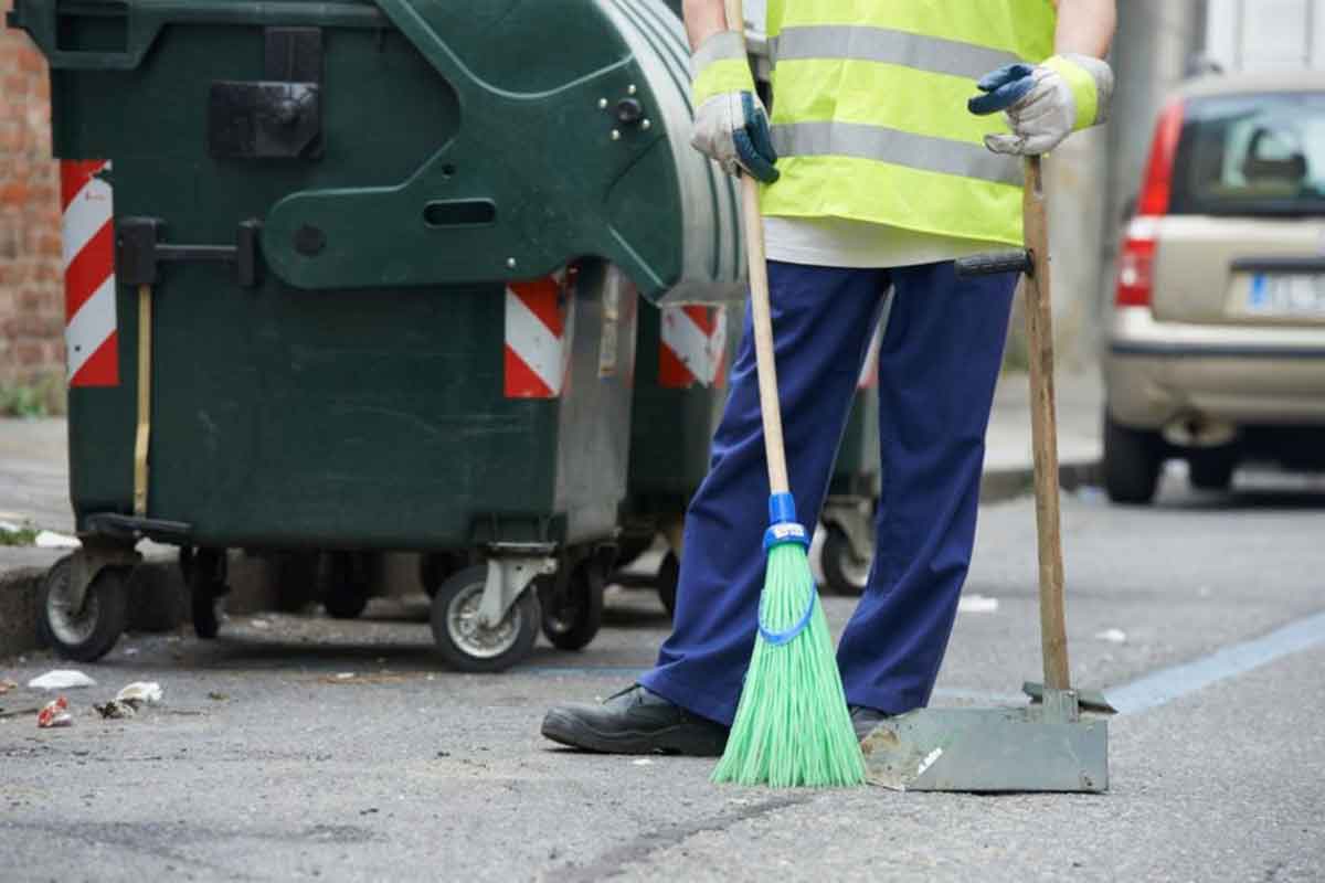 Street sweeper faints on duty